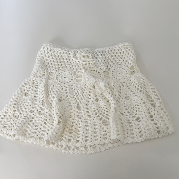 Subdued | Skirts | Subdued White Crochet Mini Skirt | Poshmark
